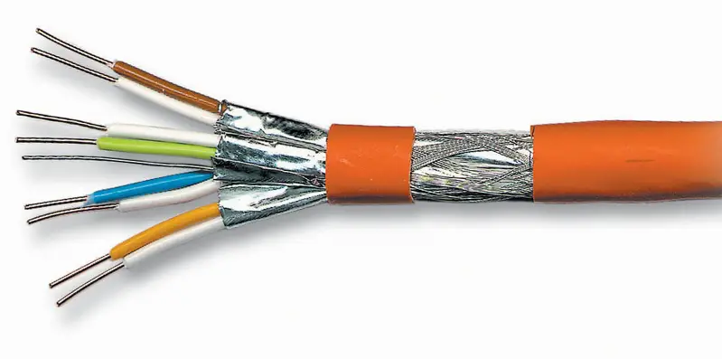 BRANCHEMENT ETHERNET : Choisir le bon câble RJ45
